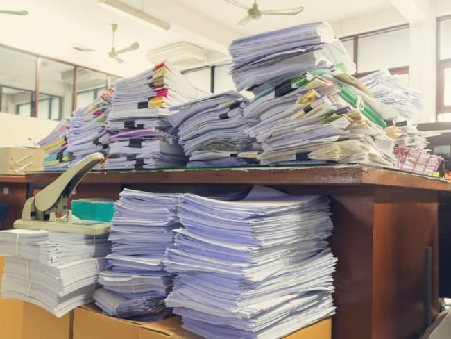 Bendahara Dinas Keluhkan Rumitnya Pembayaran Koran Melalui LS